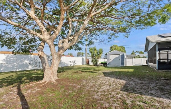 Charming 3-bedroom House With Wifi And Ac In Brilliant Port St. Lucie - 聖露西港