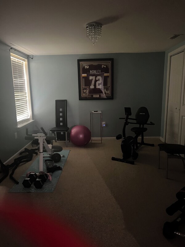 Charming 4-bedroom House With Wifi, Fitness Room In Superb Waldorf - Waldorf, MD