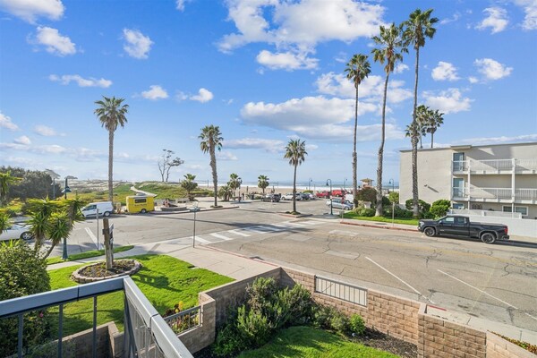 New! Beautiful 2 Bed Beach Condo #203 By Sunset Shores Condominiums - Carpinteria, CA