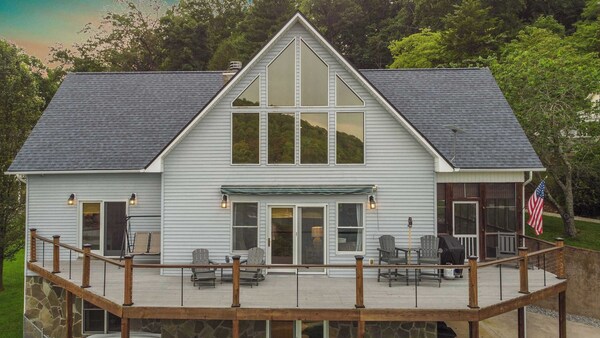 Family Friendly Lakefront With Private Dock, Fire Pit, Near Marinas - Norris Dam State Park, Rocky Top