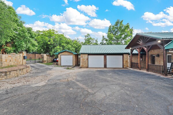 Sunset Lodge At Possum Kingdom- With A Dock! - Possum Kingdom Lake, TX