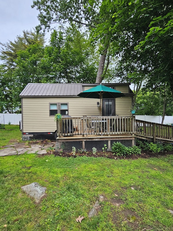 A Tiny Escape - Charming Eco-friendly Retreat Awaits In Stonington - Westerly, RI