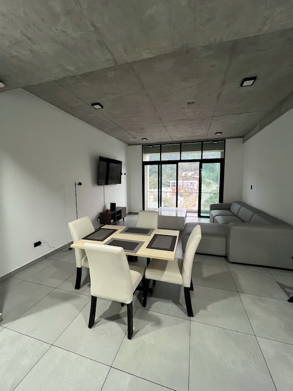 2-bedroom Apartment In Nuevo Cuscatlán With Wifi, Fitness Room And Pool Access - San Salvador