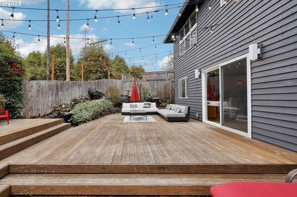 4 Bedroom Serene Escape For The Family With Dedicated Office And Loft Office - Beaverton, OR