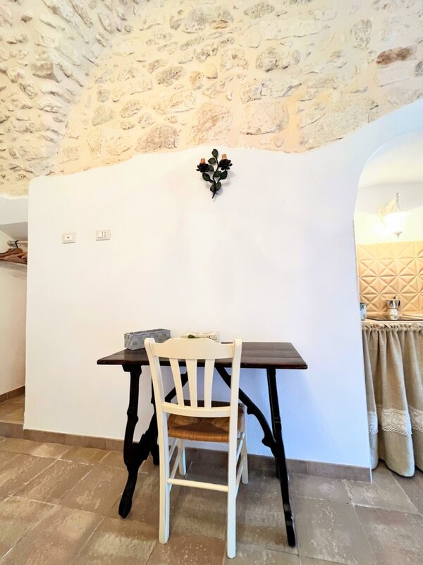 Estudio 'Al Torrione 2' Con Vistas Al Mar Y Aire Acondicionado - Monte Sant'Angelo