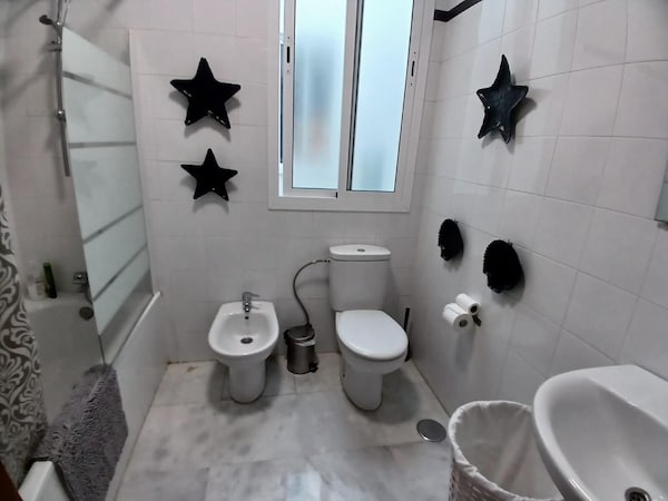 Apartment 'Las Setas Groups' With Balcony, Wi-fi And Air Conditioning - Seville