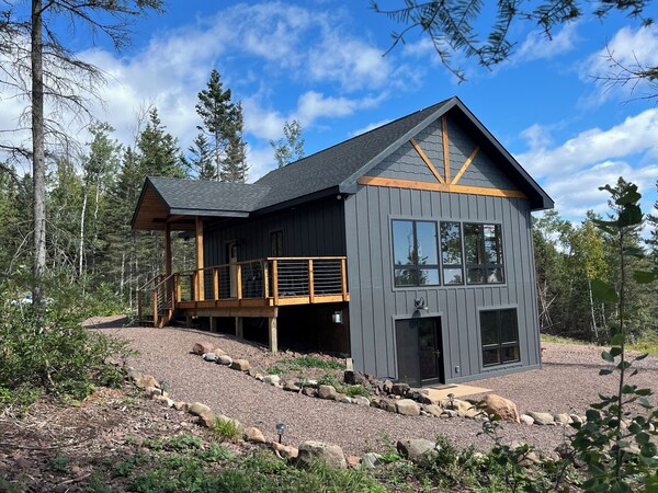 Forest Bathing. Lake Superior Views. Charming 1 Bedroom Apartment/suite. - Temperance River State Park, Schroeder
