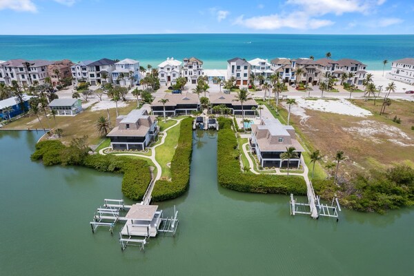 Beach Cottage W/ Heated Pool & More! - Fort Myers Beach, FL