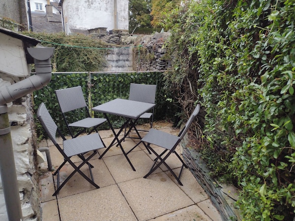 Myrtle Cottage, Pet Friendly, Character Holiday Cottage In Windermere - Windermere