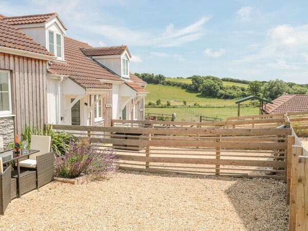 Garland, Pet Friendly, With A Garden In Weymouth - Dorchester