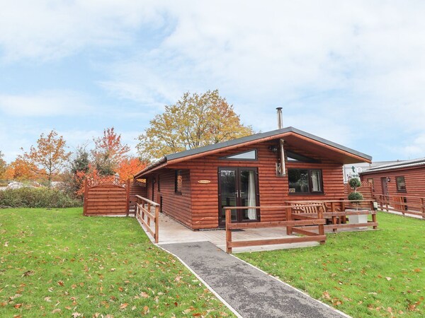 The Roe, Pet Friendly, With Hot Tub In St Asaph - Gwynedd