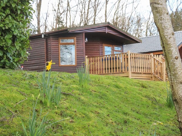 Park View Lodge, Arnside 7, Pet Friendly, With Pool In Carnforth - Arnside
