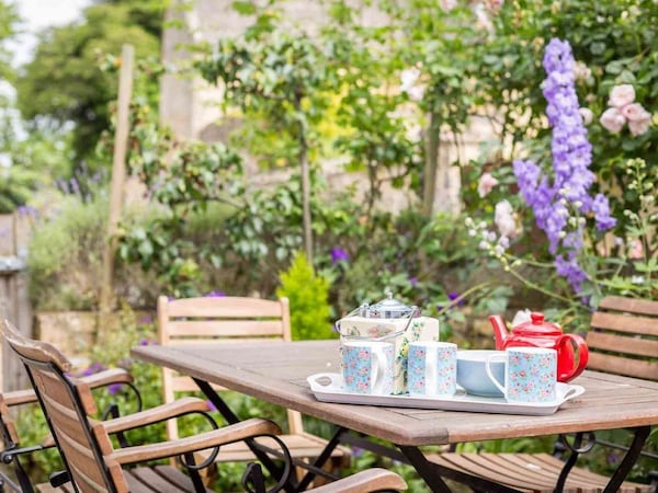 April Cottage, Pet Friendly In Mickleton, Gloucestershire - Chipping Campden
