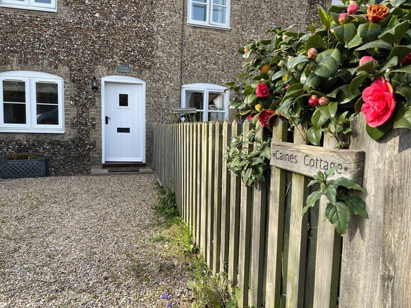 Caines Cottage, Pet Friendly, Character Holiday Cottage In Westleton - Dunwich