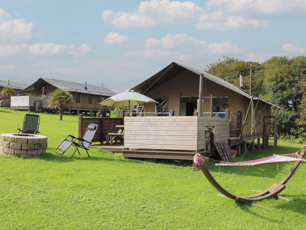 Foxglove, Pet Friendly, With Hot Tub In St Buryan - Mousehole