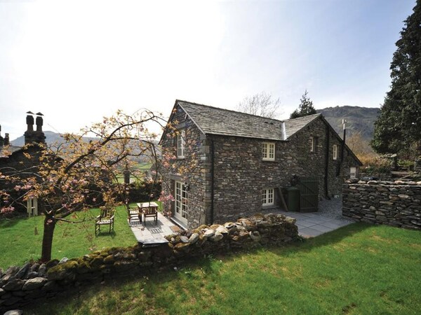 Stone Arthur Cottage, Pet Friendly, With Open Fire In Grasmere - Grasmere