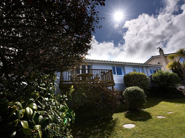 Northern Lights, Pet Friendly, Country Holiday Cottage In Polzeath - Polzeath Beach