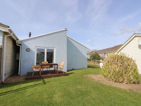 Pierpont D1, Family Friendly, With A Garden In Yarmouth - Isle of Wight