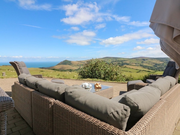 Buddicombe House, Pet Friendly, With Open Fire In Combe Martin - Combe Martin Bay