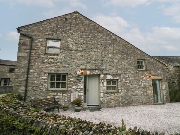 Lady Barn, Pet Friendly, With Open Fire In Grange-over-sands - Arnside