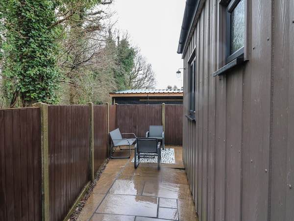 Hub House, Pet Friendly, With A Garden In Hastings - Bexhill-on-Sea