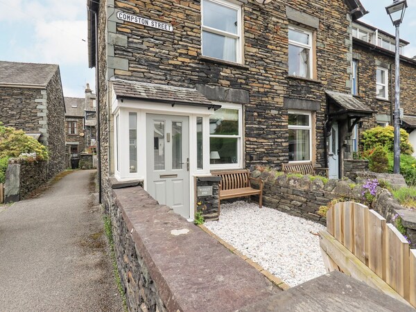 Woolly End Cottage, Pet Friendly, With Open Fire In Ambleside - Windermere, UK