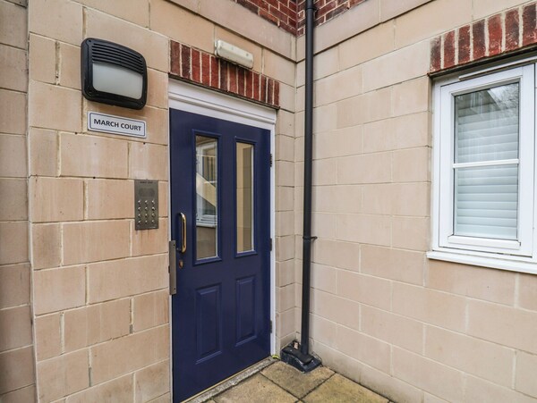 Esk Retreat, Pet Friendly, Country Holiday Cottage In Whitby - Sandsend