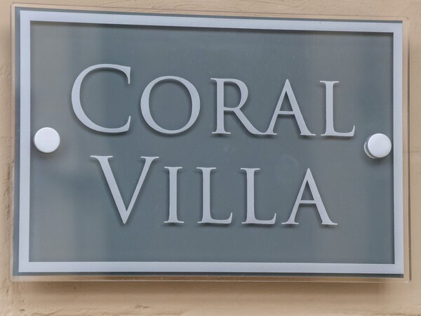 Coral Villa, Family Friendly, Country Holiday Cottage In Bridlington - Flamborough