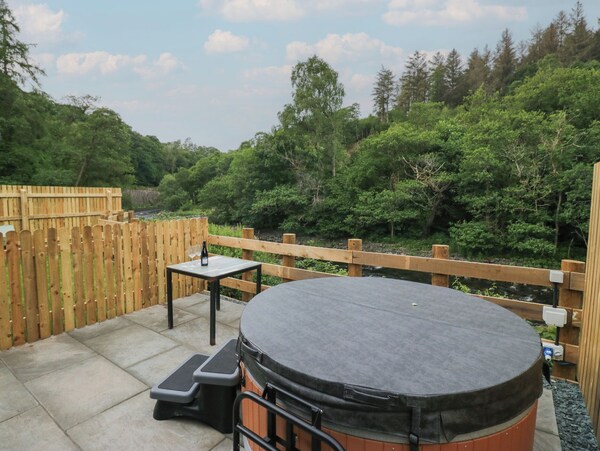 Woof Luxury Family Pod, Pet Friendly, With Hot Tub In Keswick - Borrowdale