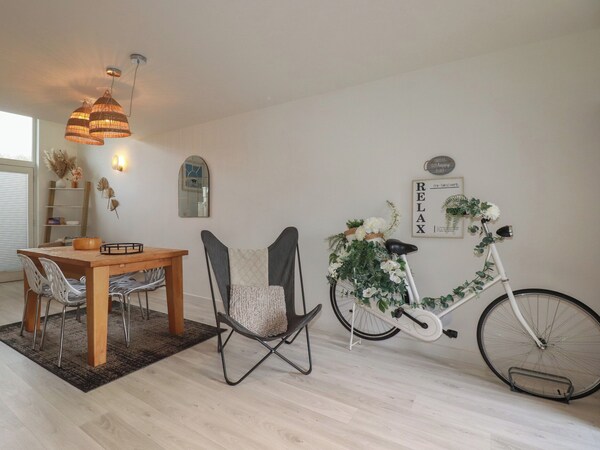 Trenethick, Family Friendly, Character Holiday Cottage In Porthtowan - St Agnes