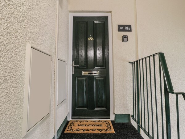 Eve's Attic, Family Friendly In Bowness-on-windermere - Windermere, UK
