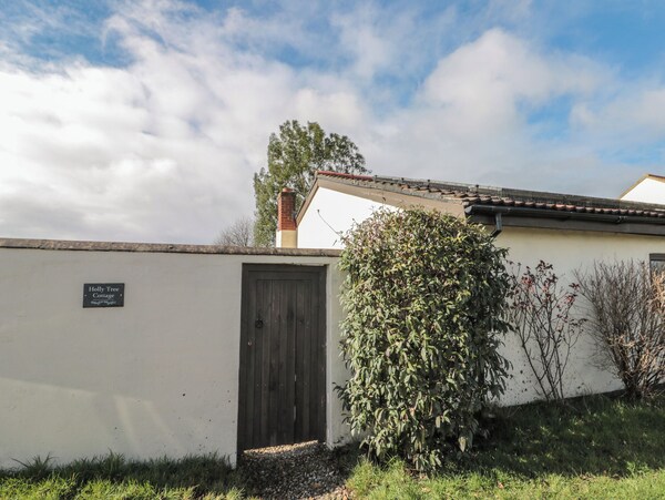 Holly Tree Cottage, Pet Friendly, With A Garden In Northallerton - Thirsk