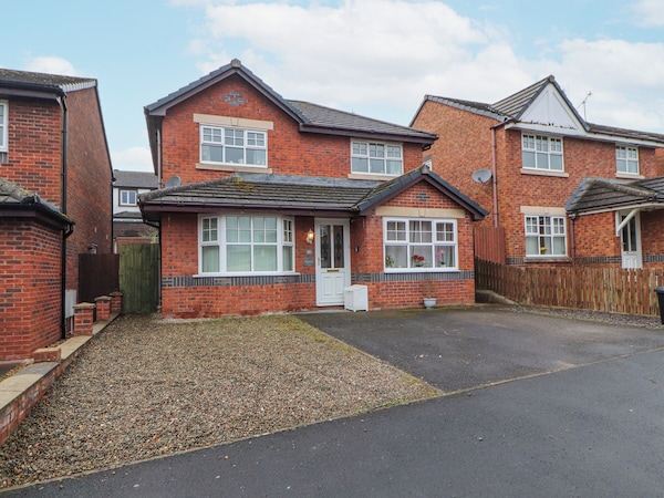 Marwood, Family Friendly, With A Garden In Penrith - Pooley Bridge