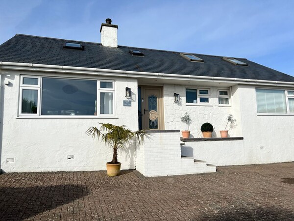 Trem Ynys (3 Bed), Luxury Holiday Cottage, With Hot Tub In Abersoch - Llŷn Peninsula
