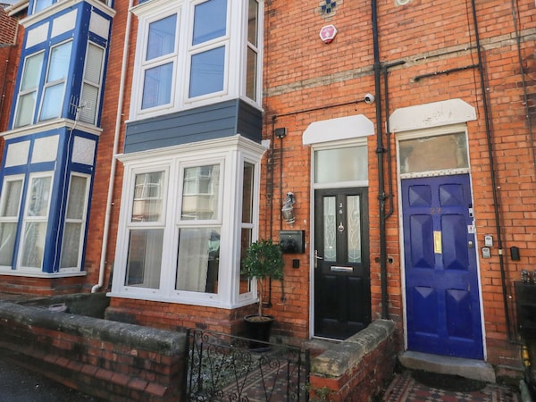 Weymouth Seaside House, Pet Friendly, With A Garden In Weymouth - Weymouth