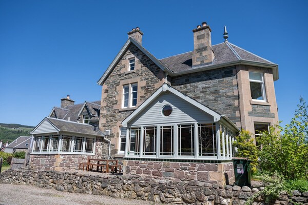 Fernbank House, Pet Friendly, Luxury Holiday Cottage In Aberfeldy - Aberfeldy