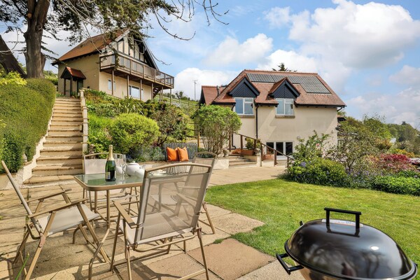 Beer View Cottage, Pet Friendly, Country Holiday Cottage In Beer - Branscombe
