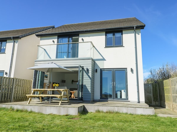 6 Gwel Yr Wyddfa, Pet Friendly, Country Holiday Cottage In Rhosneigr - Rhosneigr