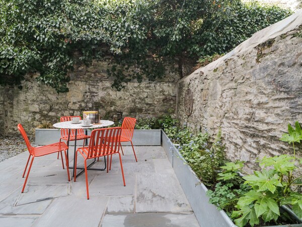 Garden Flat On The Hoe - Tamar, Family Friendly In Plymouth - Cawsand