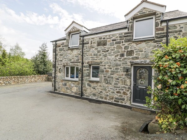 The Coach House, Pet Friendly, Country Holiday Cottage In Dolgellau - Dolgellau