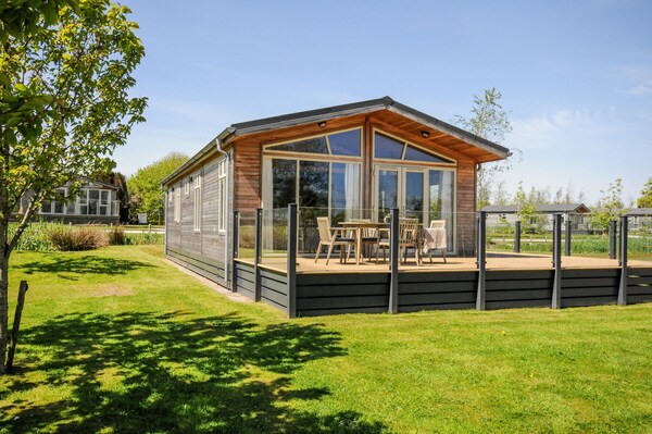 17 Meadow Retreat, Pet Friendly, With A Garden In Dobwalls - Liskeard