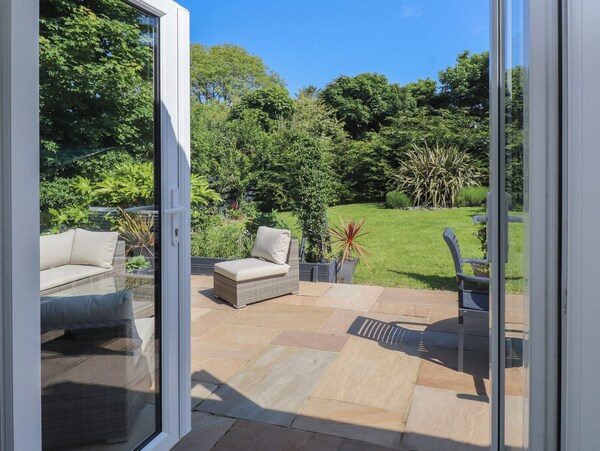 Annexe At Ty Moel Isaf, With A Garden In Amlwch - Benllech