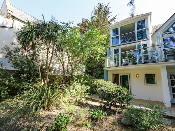 6 Red Sails, Family Friendly, Luxury Holiday Cottage In Sandbanks - Sandbanks