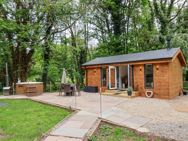 Roe Deer Lodge, Pet Friendly, Luxury Holiday Cottage In Sleights - Goathland