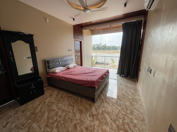 Prism Peak -Your Countryside  5br By Homeyhuts - Hyderabad