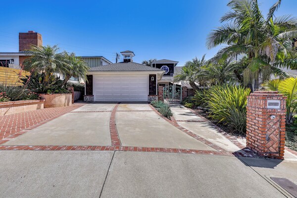 Walk To T-street Beach: Home W/ Furnished Patio! - San Clemente, CA