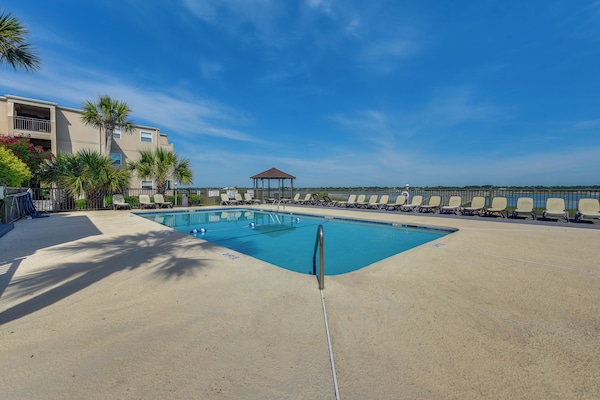 Walk To Beach & Marsh: Condo In Murrells Inlet - Murrells Inlet, SC
