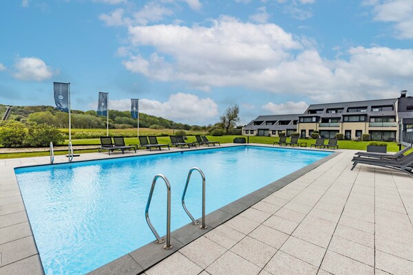 Family Fun By The Sea With Play Area, Pool & Sandy Adventures Nearby - Aagtekerke