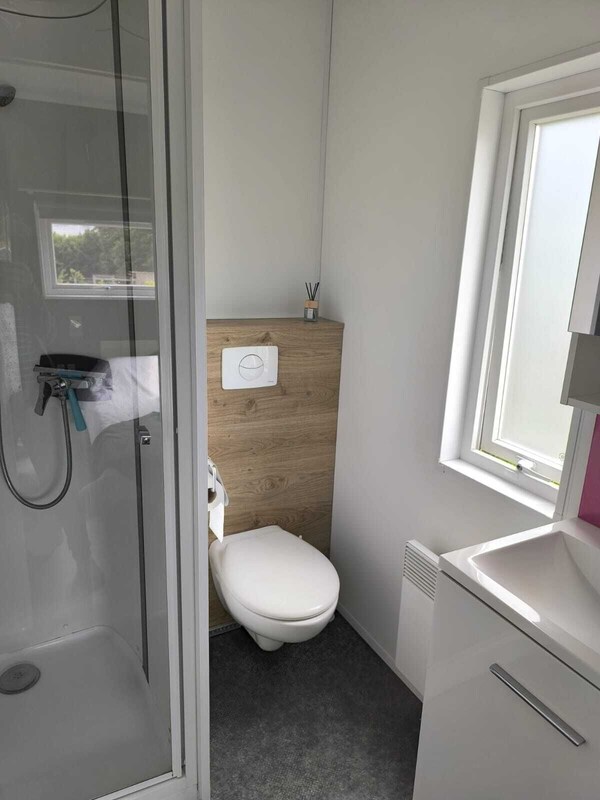 Chalet For 4, Garden, Tv + Netflix Wifi In Laz - Châteauneuf-du-Faou