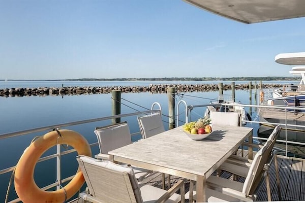 Hausboot In Barth Am Barther Bodden - Barth